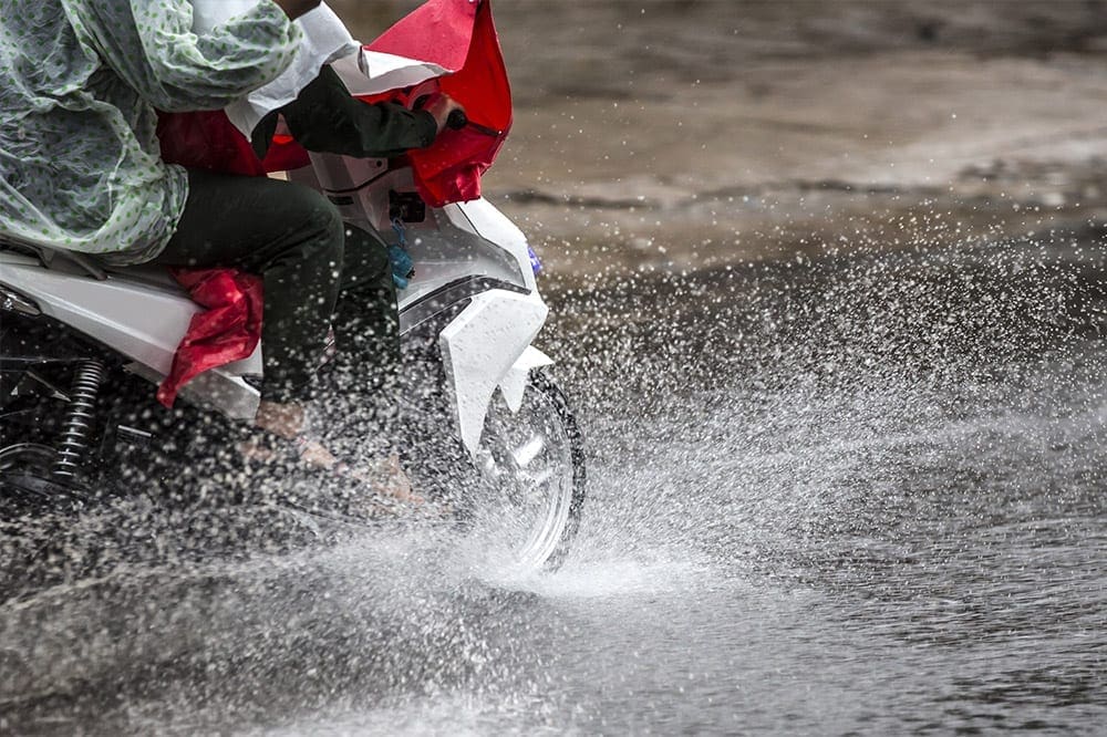 How to Ride a Motorcycle in the Rain - Moneybarn